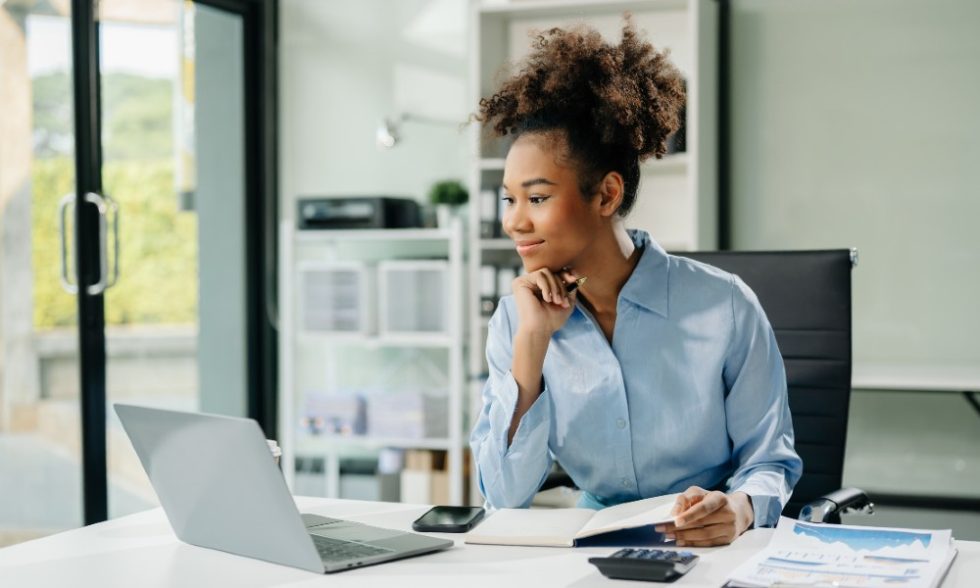 Entry Level Accounting Software vs. Business Central - EFOQUS